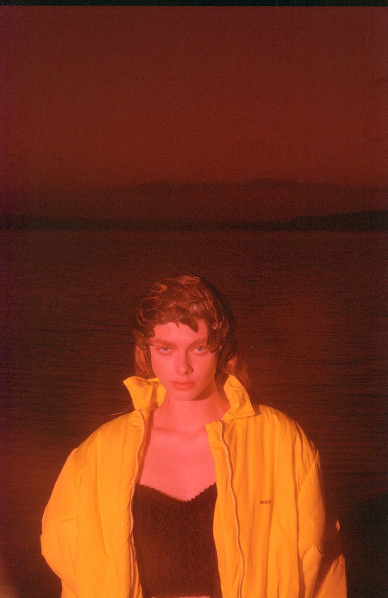 THE LAKE (Mia Le Journal)