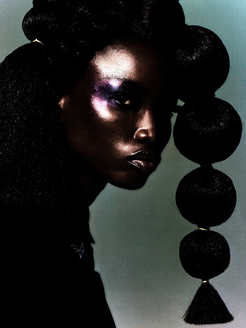 BOLD AND GRAPHIC (SCMP Style South China Morning Post Style Magazine)