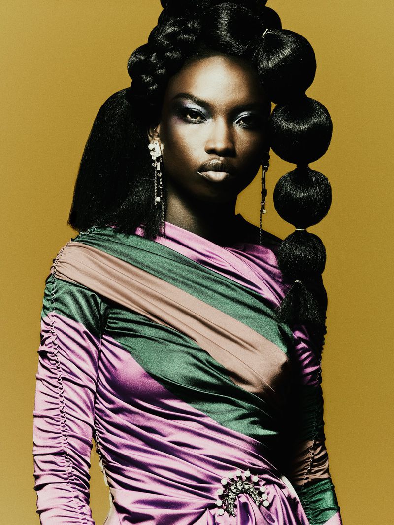 BOLD AND GRAPHIC (SCMP Style South China Morning Post Style Magazine)