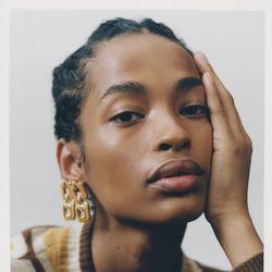 Ana Flávia - Model Profile - Photos & latest news