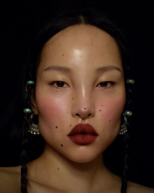 Tsunaina - Entertainer Profile - Photos & latest news