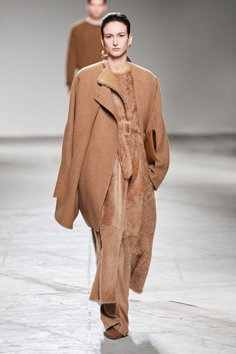 Agnona F/W 20 Show (AGNONA)
