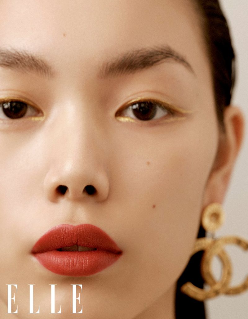 ELLE × CHANEL Photographed by Xiaowei Xu (Elle China)