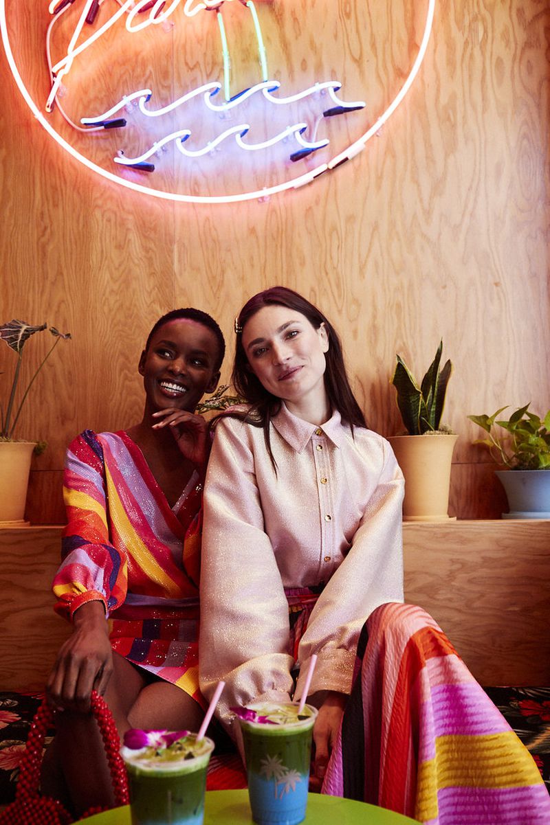 Downtown Girls (Saks)