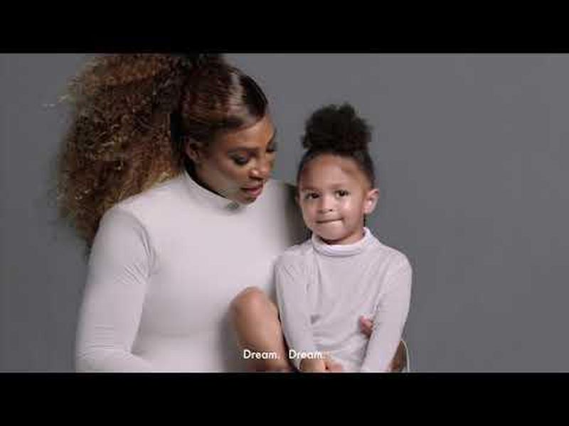 Stuart Weitzman S/S 2021 Campaign (Stuart Weitzman)