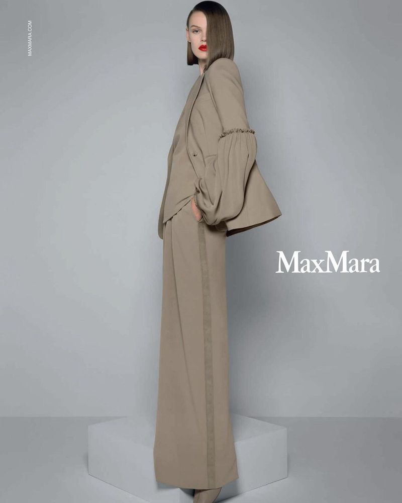Max Mara S/S 21 Campaign (Max Mara)