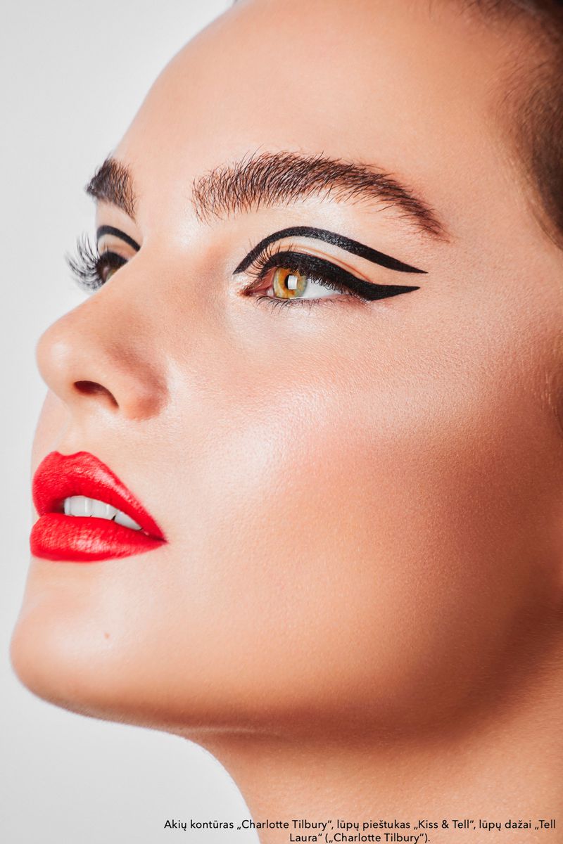 Line Crease (L'Officiel Lithuania)