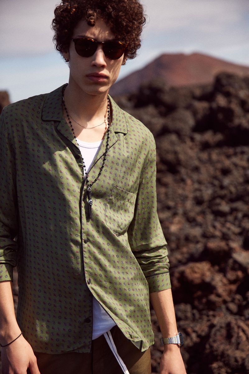 Sunrise Lookbook SS18 by Andrea Illan (The Kooples)