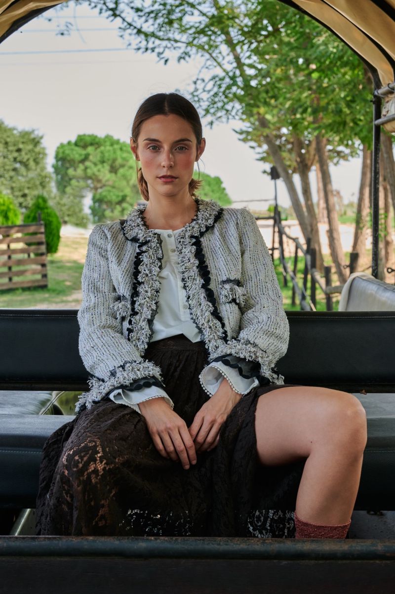 On Day At Sun by Marie Beriestain (L'Officiel Brasil)