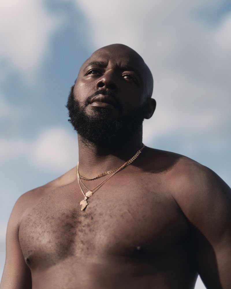 M.I.K. Family (Puss Puss Magazine)