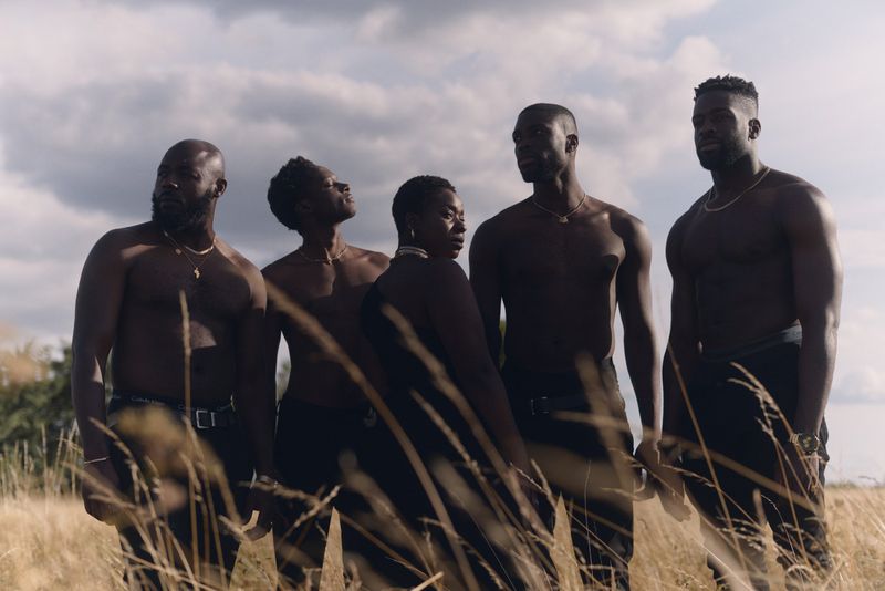 M.I.K. Family (Puss Puss Magazine)