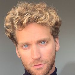 Toshi Brewe - Model Profile - Photos & latest news