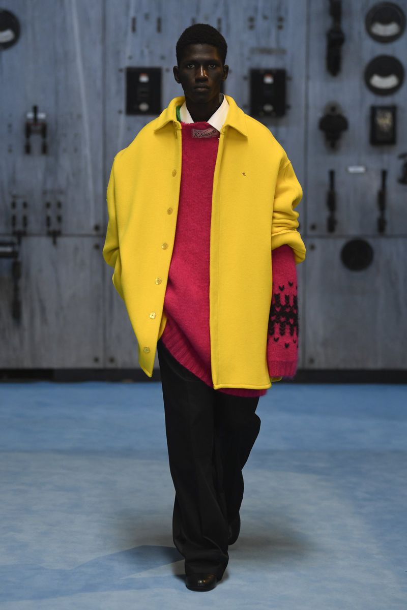 Raf Simons F/W 21 Show (Raf Simons)