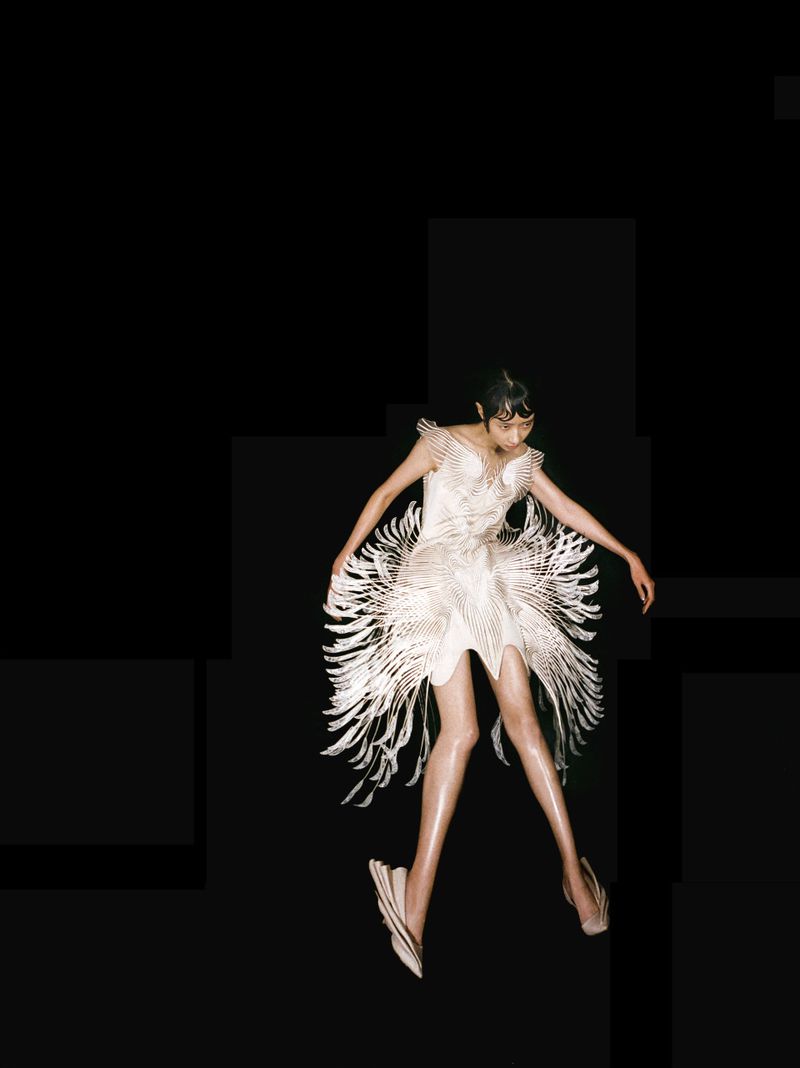 Fashion dreams, Haute Couture is born (Vogue Portugal)