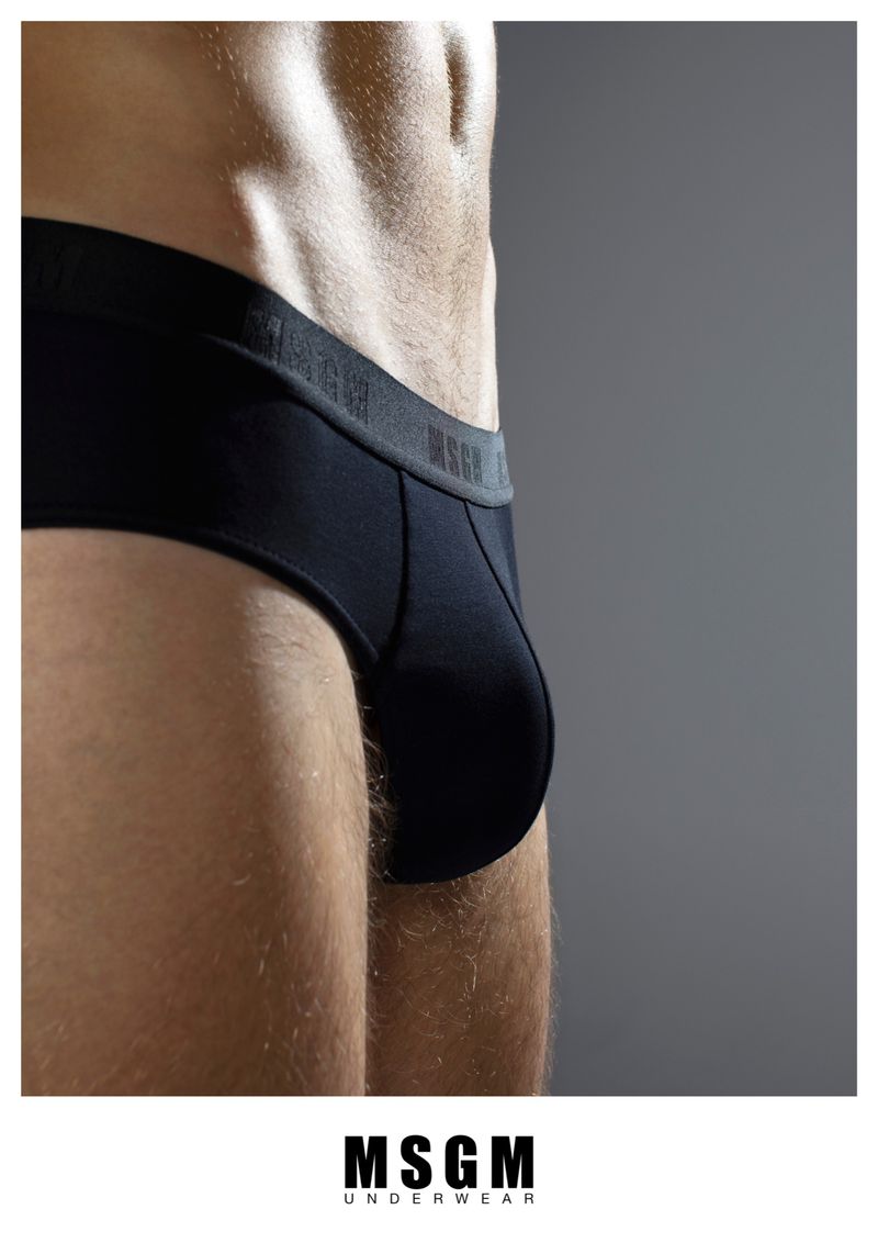 MSGM Underwear Spring 2019 Campaign (MSGM)