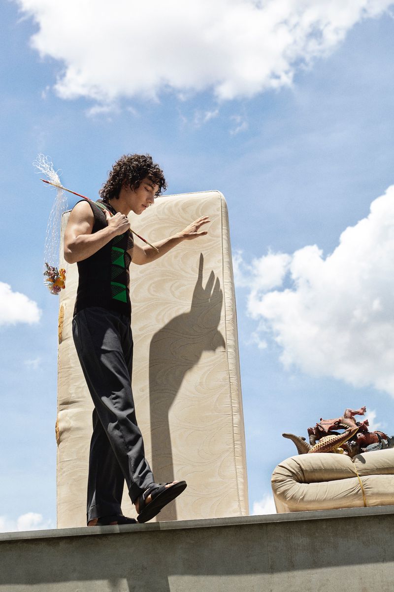 Takes Off: Jorge Lopez (L'Officiel Hommes Italia)