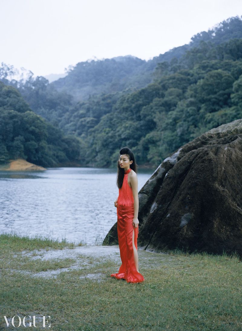 RIVER河流 (Vogue.it)