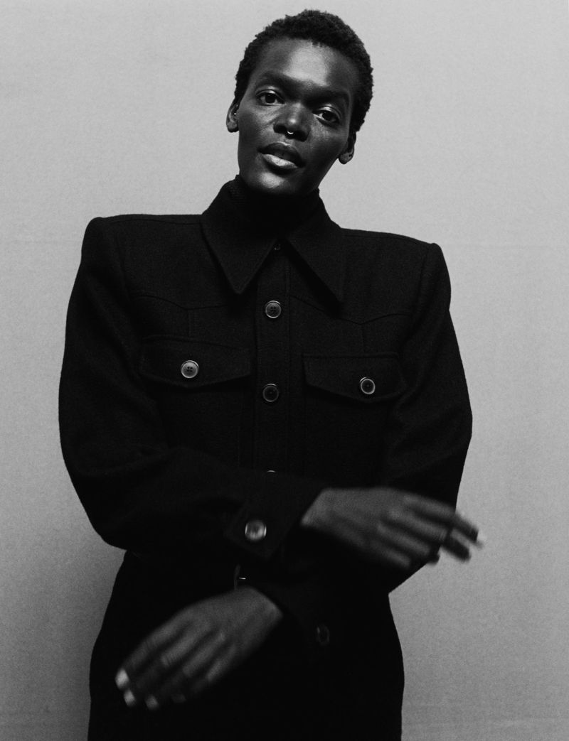 Dramatic Pause (British Vogue)