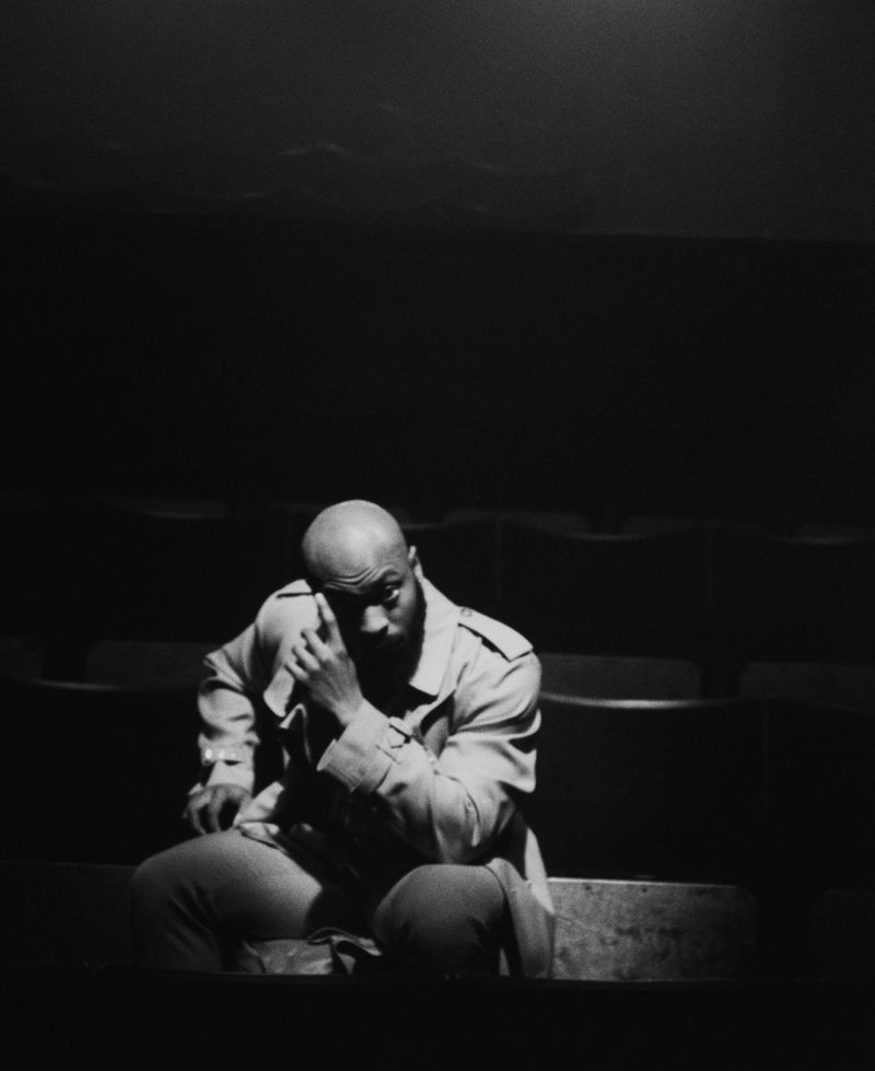 Dramatic Pause (British Vogue)