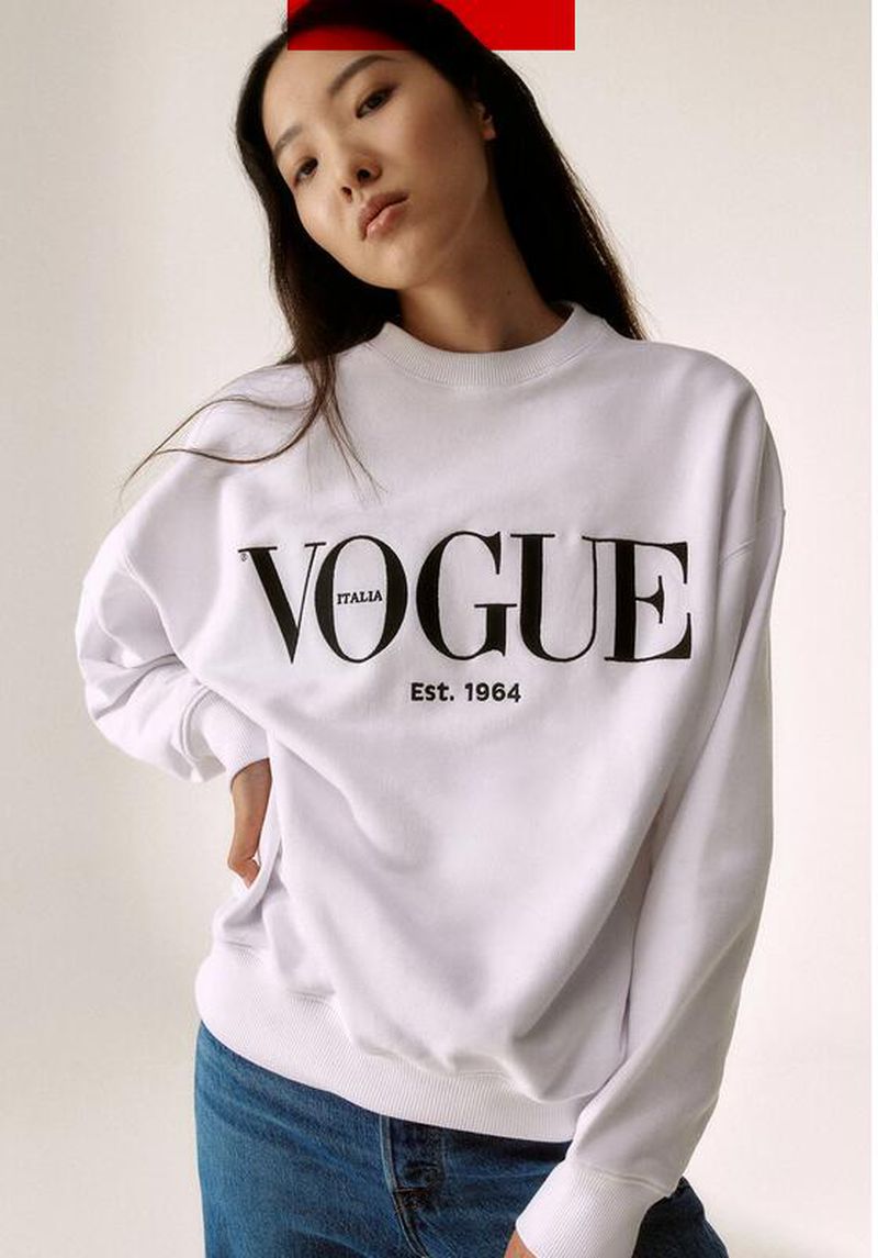 VOGUE ITALIA LIMITED EDITION 2021 (Vogue.it)