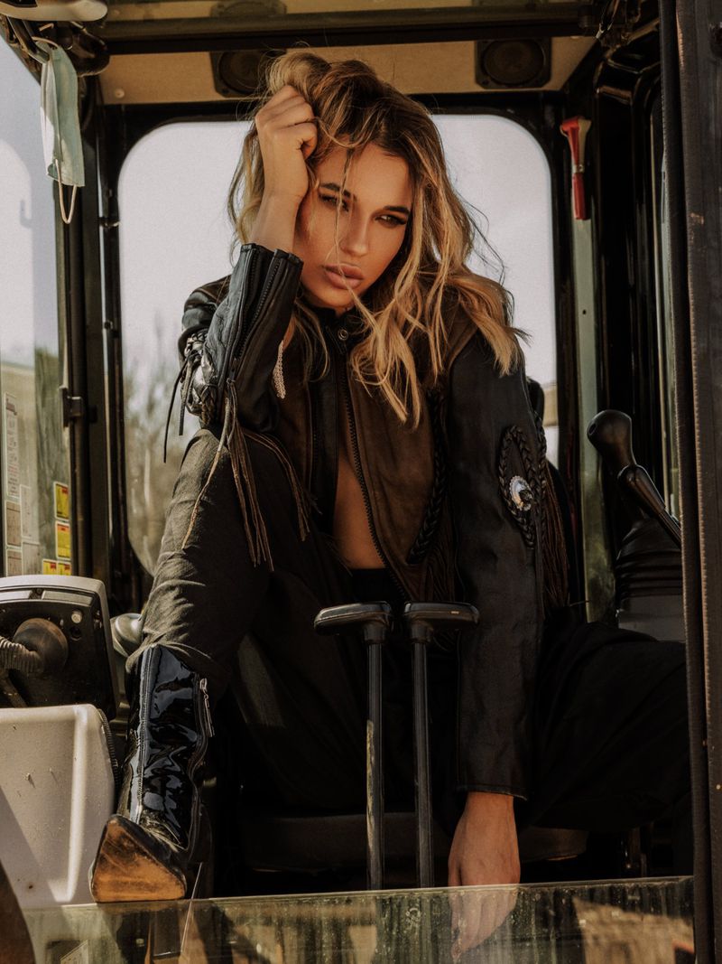 Country Side (Maxim Australia)