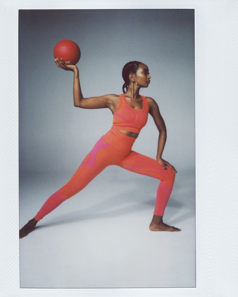 Adidas Women: FORMOTION campaign (Adidas)