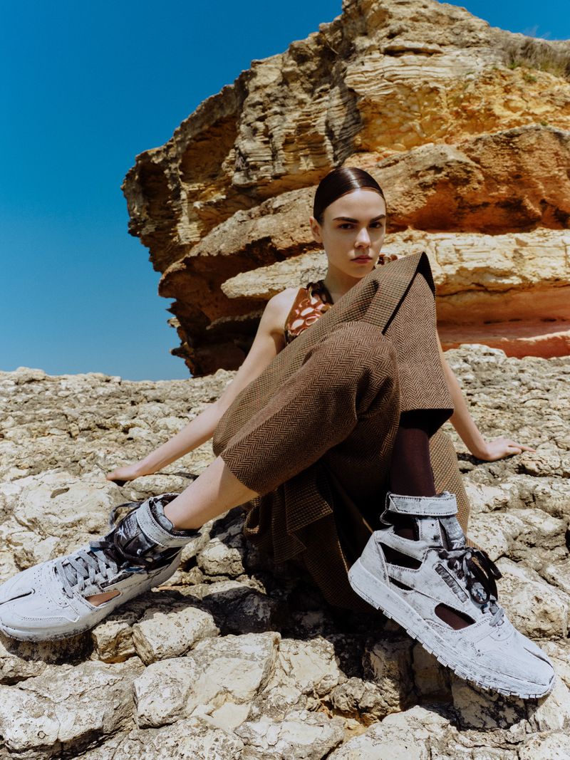 Maison Margiela x Reebok (V Magazine online)