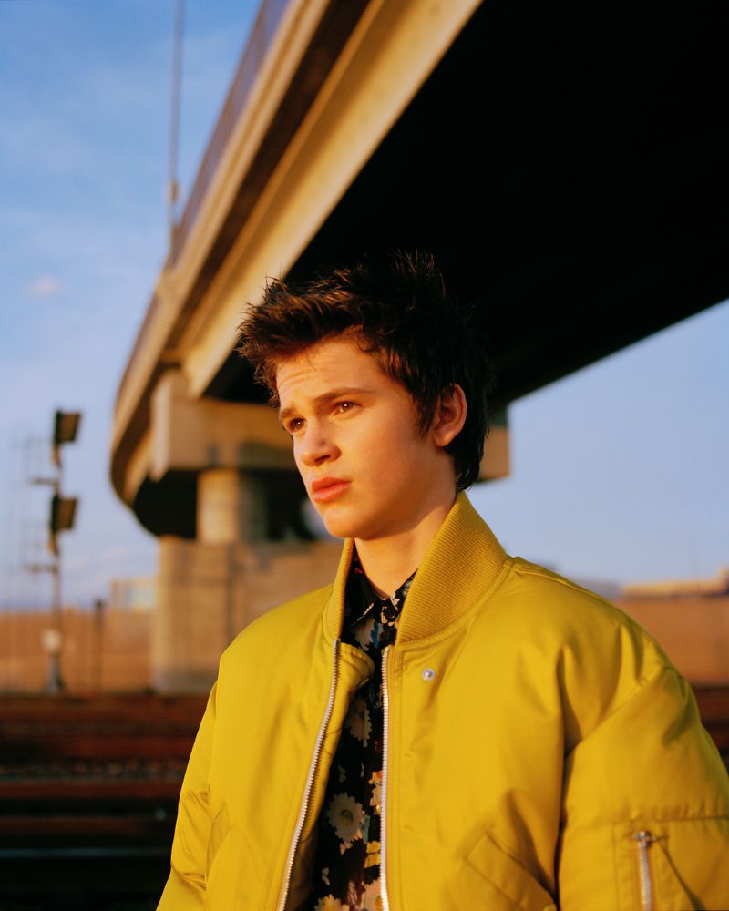 Gabriel Bateman (Wonderland Magazine)