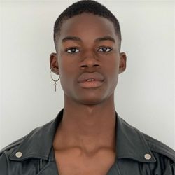 Guibu Bunga - Model Profile - Photos & latest news