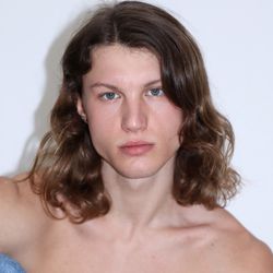 Eliott Tipp - Model Profile - Photos & latest news