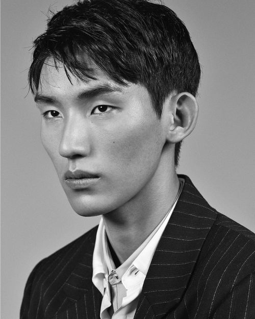 Jun Young Hwang - Model Profile - Photos & latest news