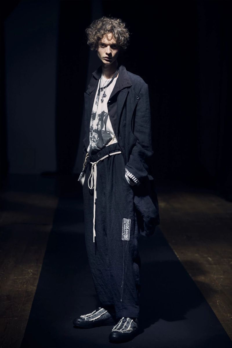 Yohji Yamamoto Homme Spring/Summer 2021. (Yohji Yamamoto)