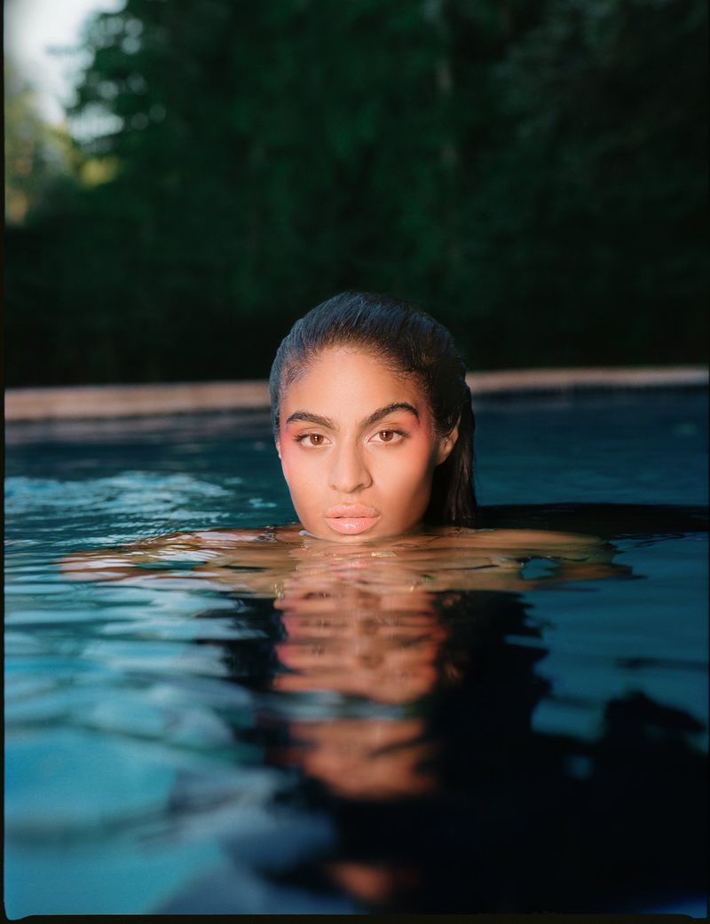 Jessie Reyez (Elle Canada)