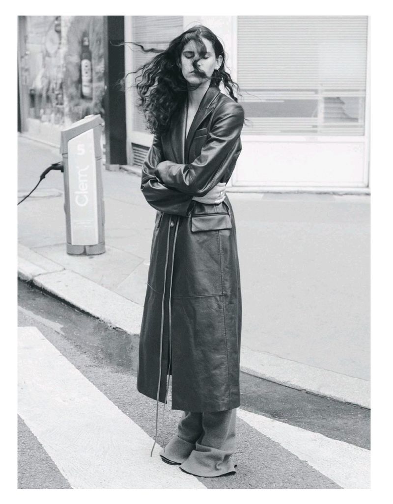 La Femme Qui Marche (Vogue Ukraine)