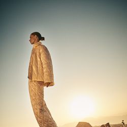 Debora Zakuto - Editor Profile - Photos & latest news