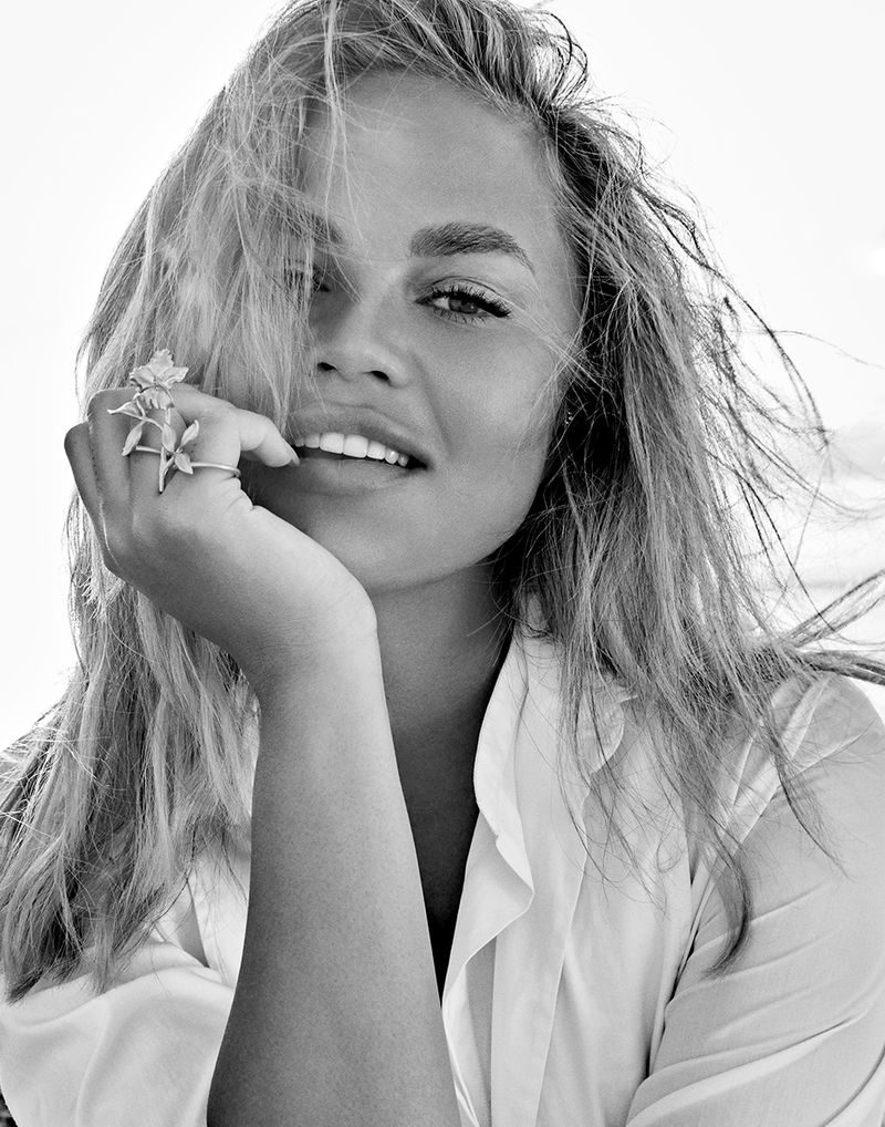 Chrissy Teigen (Vogue Thailand)