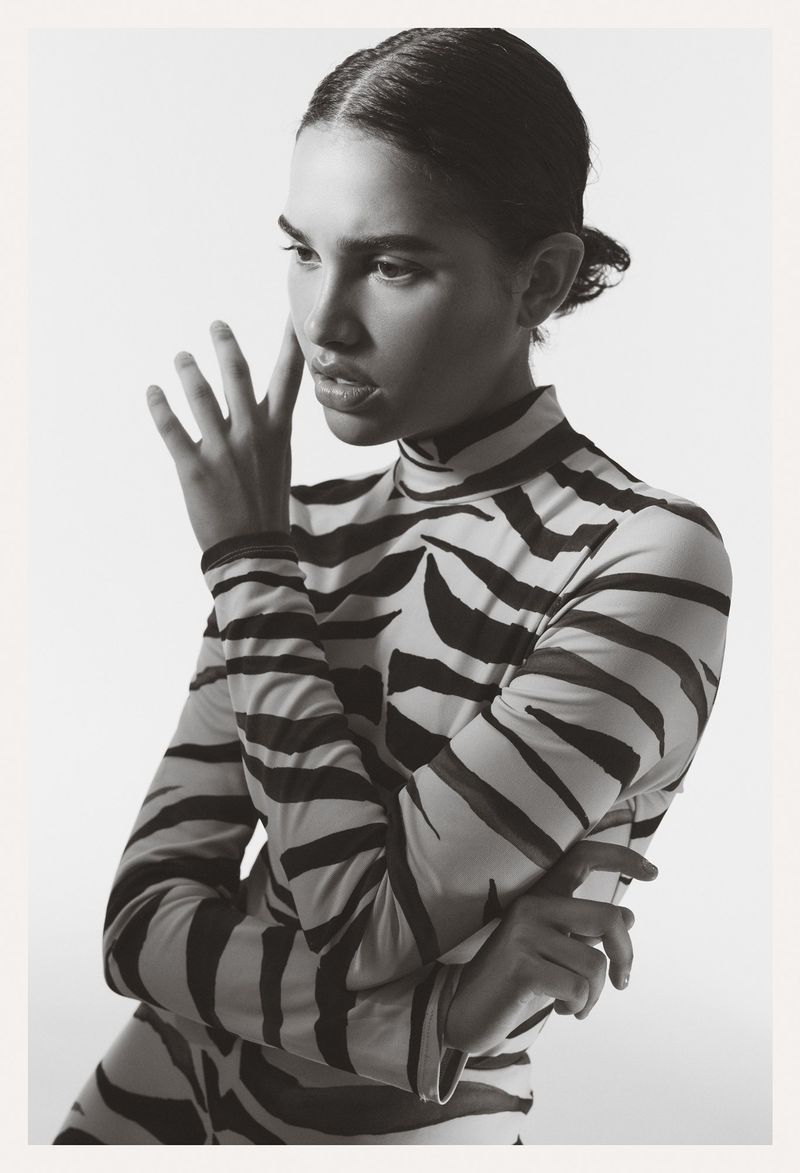 THE WAY LALA MOVES (L'Officiel Singapore)