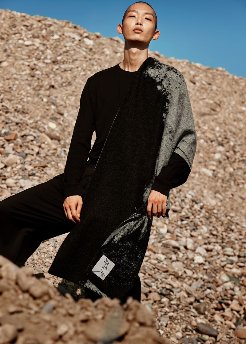 COS x Mok Jungwook Campaign 2021 (COS)