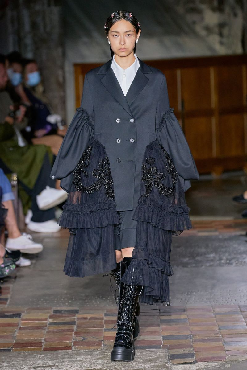 Simone Rocha S/S 22 Show (Simone Rocha)