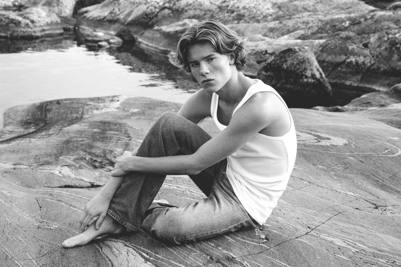 Edvin Ryding (Behind the Blinds)