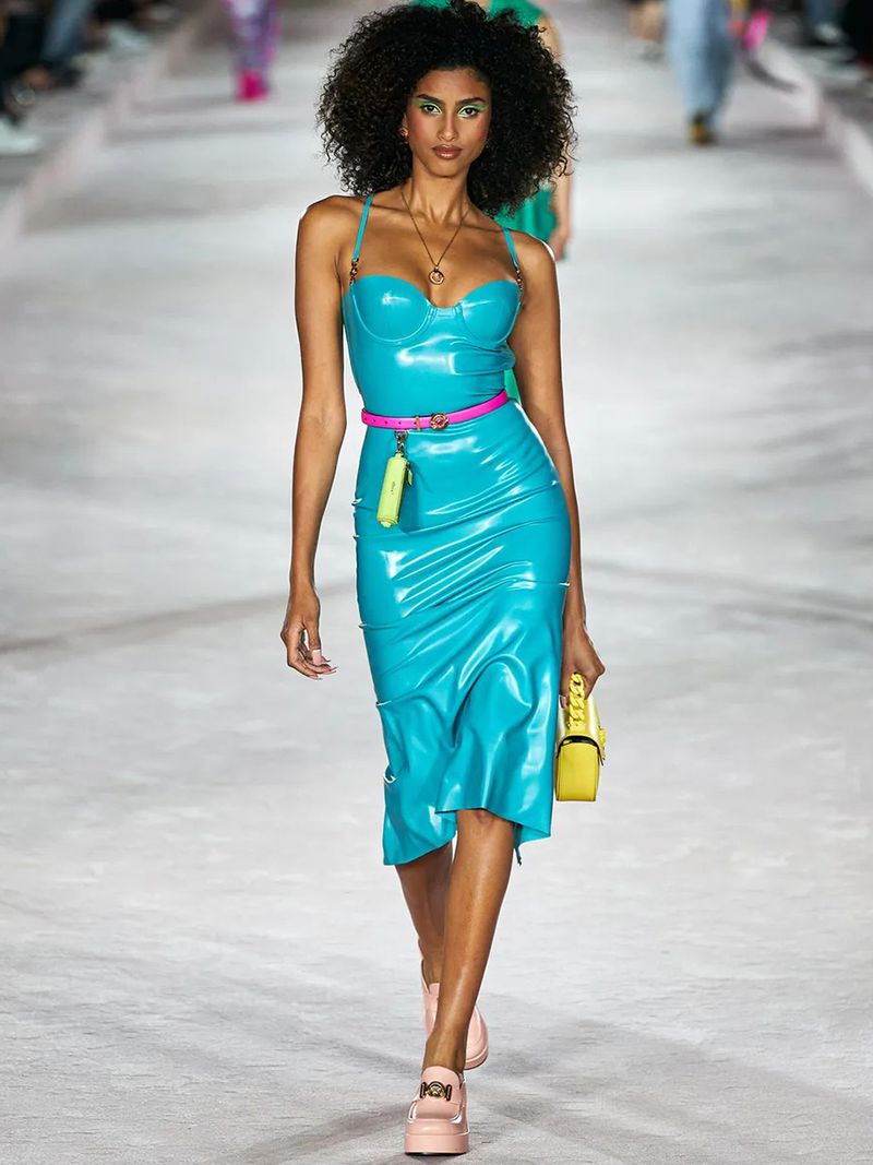 Versace S/S 22 Show (Versace)