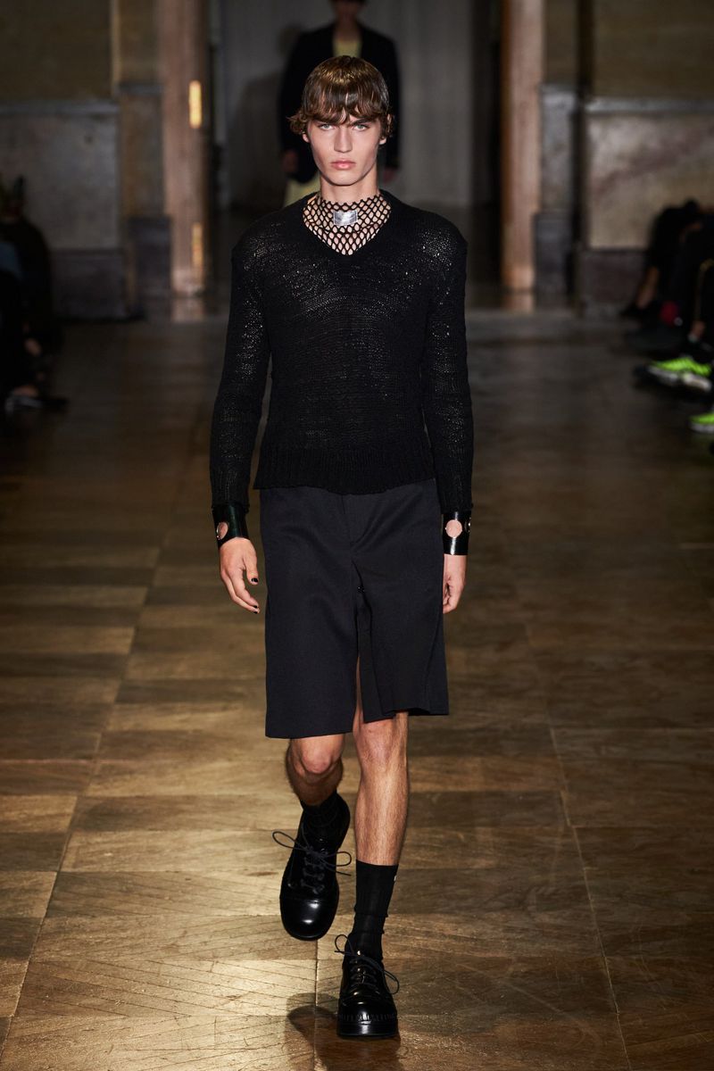 Raf Simons S/S 22 Show (Raf Simons)