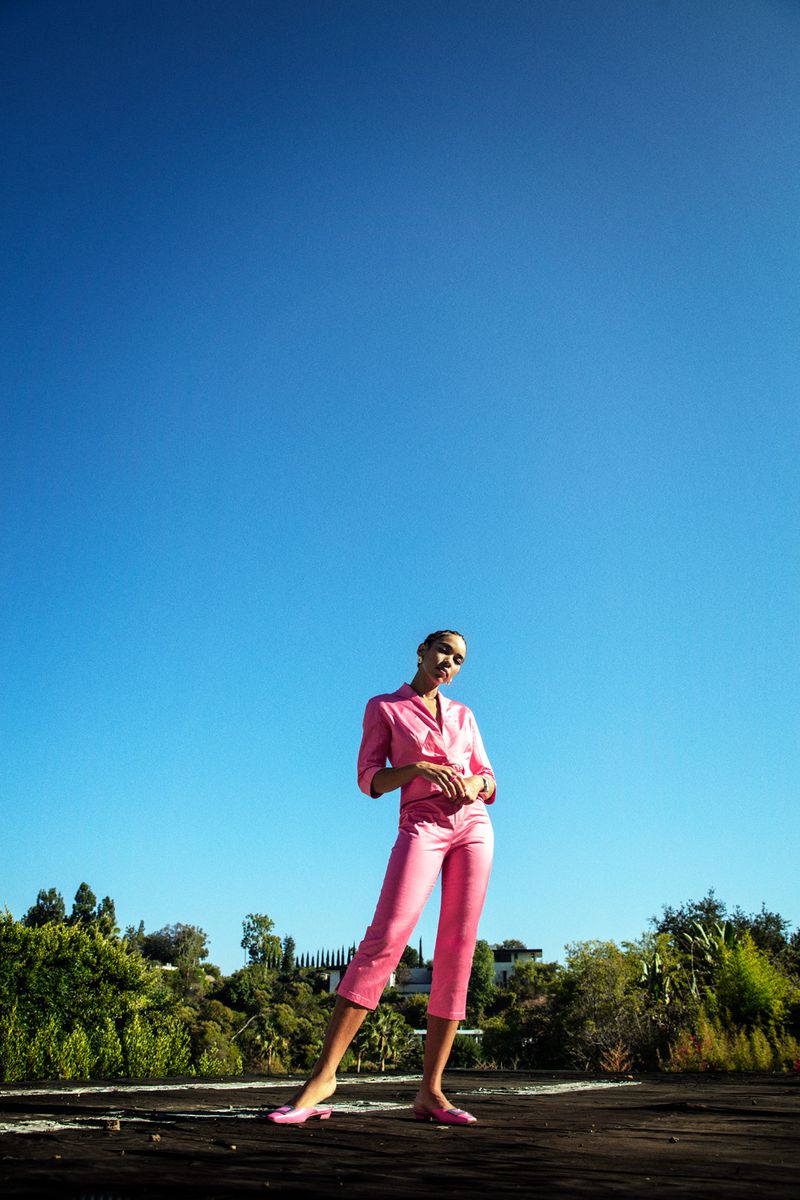 ALEXANDRA SHIPP HOLDS THE POWER OF STORYTELLING (V Magazine)