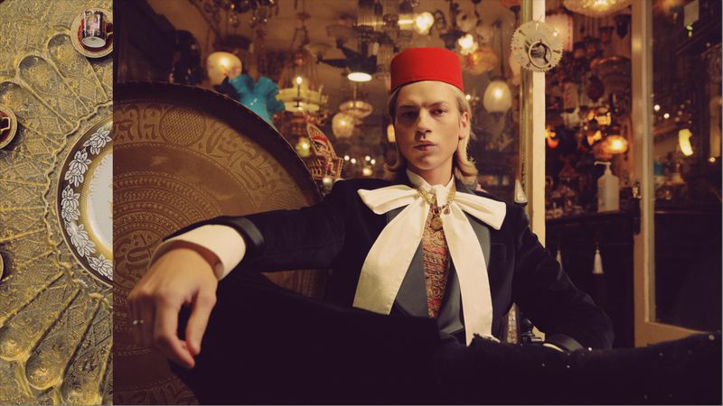 L'Officiel Hommes shot by : Eylul Ezik (L'Officiel Hommes Turkey)