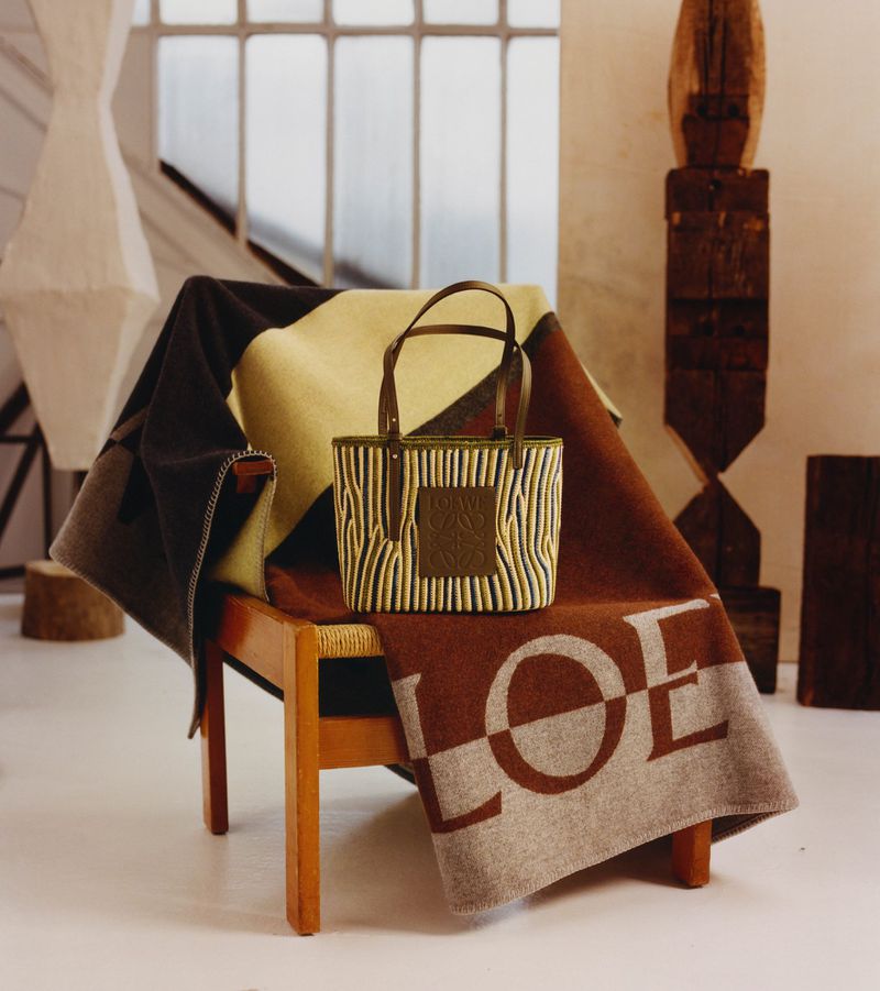 LOEWE EXCLUSIVE (Net-A-Porter)