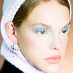 Esther Lomb - Model Profile - Photos & latest news