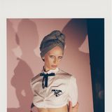 Lili Sumner eating alla caprese (Crash Magazine)