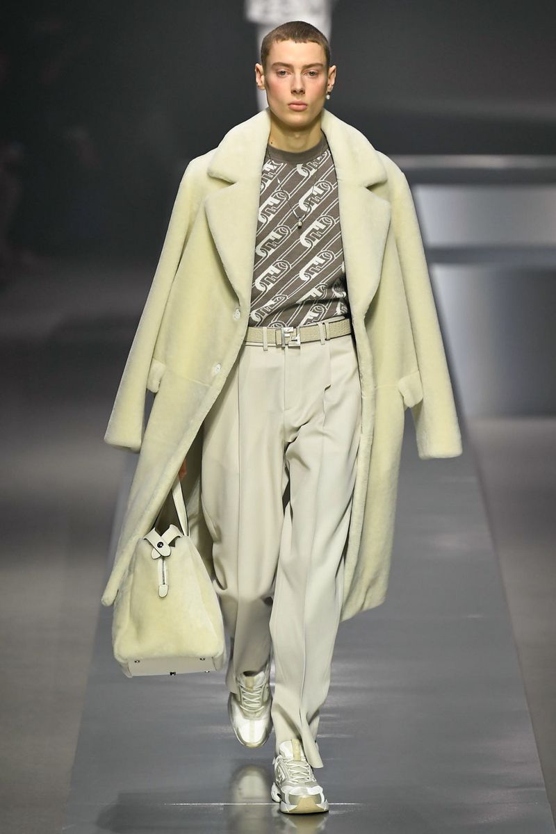 Fendi F/W 22 Men's Show (Fendi)
