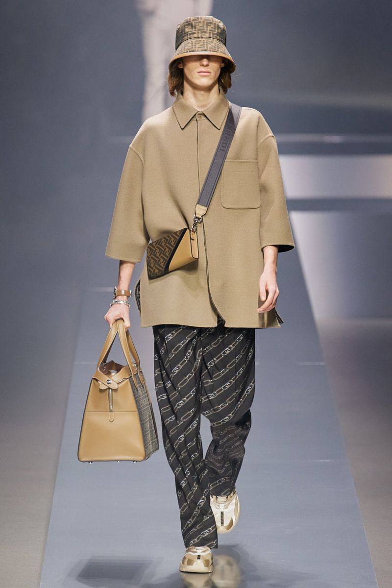 Fendi F/W 22 Men's Show (Fendi)