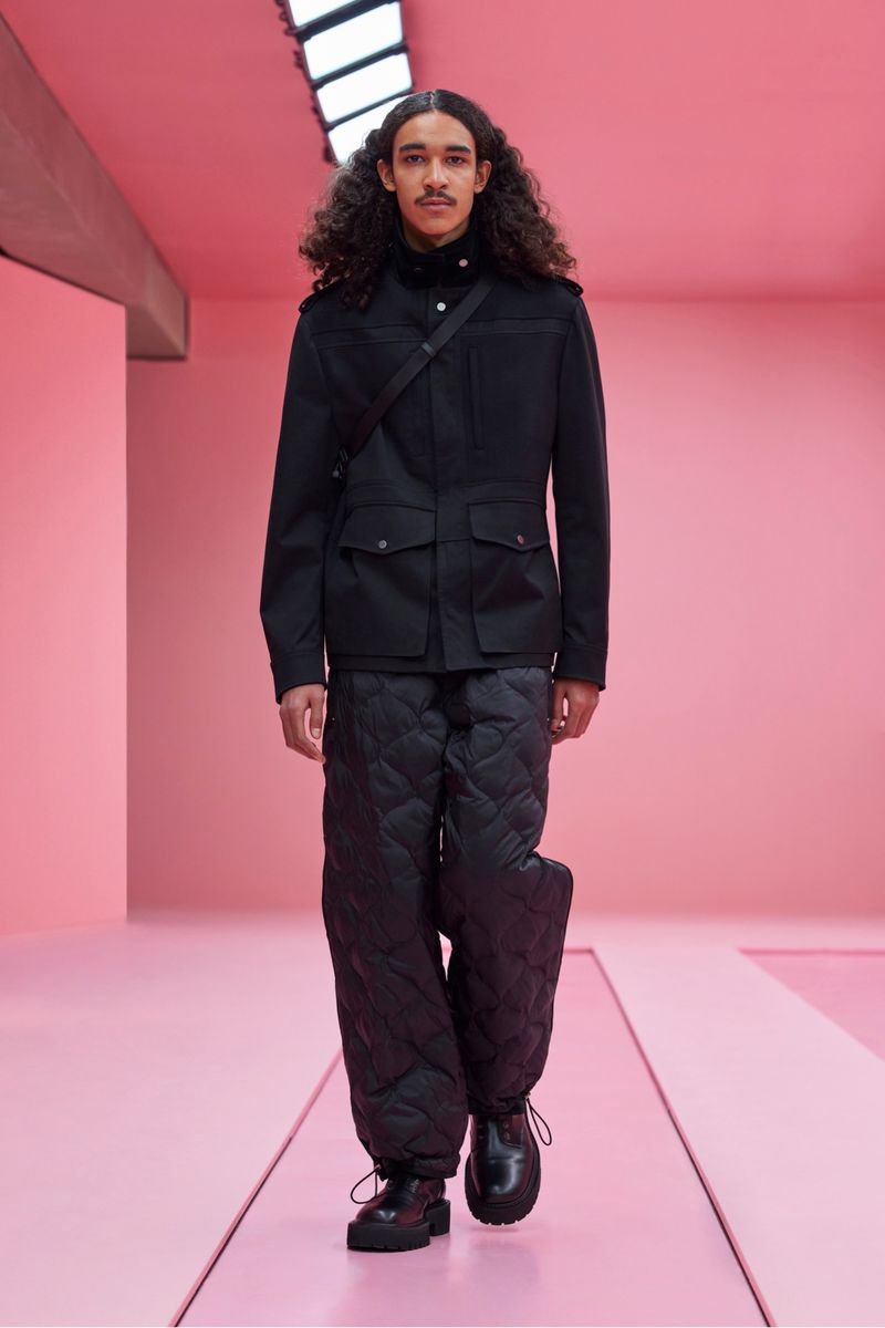 Neil Barrett F/W 22 Men's Show (Neil Barrett)